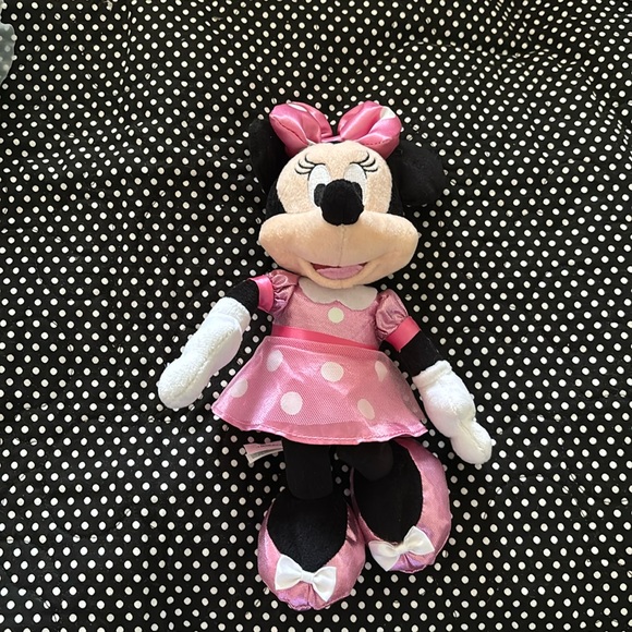 Disney | Toys | Super Cute Pink Minnie Mouse | Poshmark